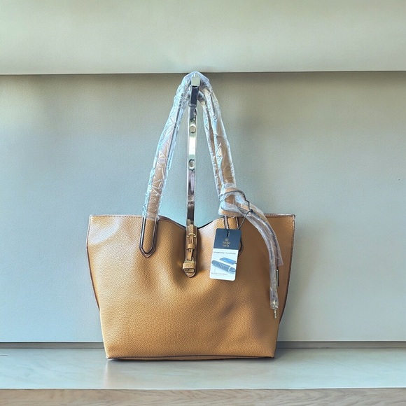 Tutilo | Bags | Tutilo New York The Feature Collection Tan Honey Brown ...